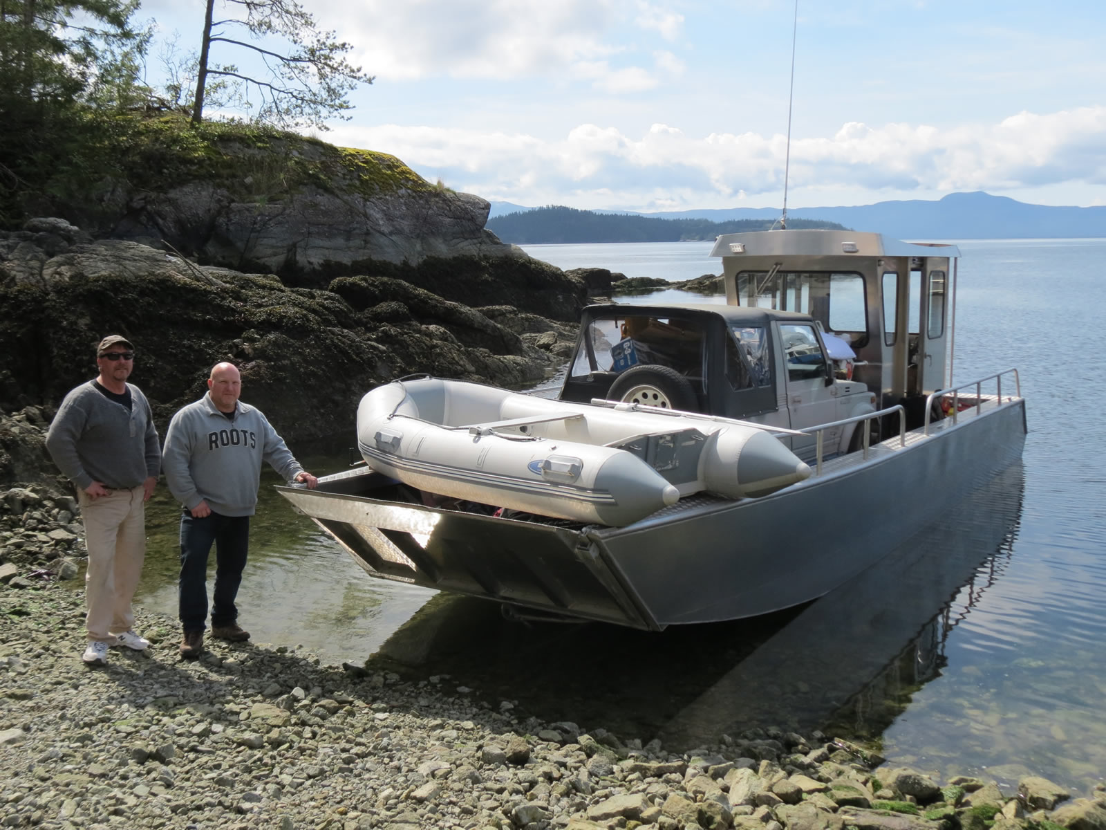 About Us - Custom Boat Works